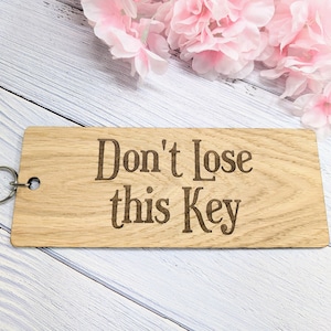 Extra-large 200x80mm Wooden Keyring With 'don't Lose This Key' Message ...