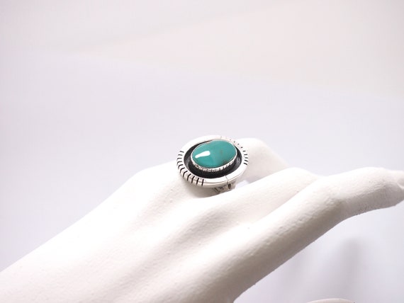 Turquoise Silver Ring Native American Handcrafted - Gem
