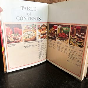 Vintage 1981 Tupperware Cookbook, Vintage Cookbook, Cook Book ...