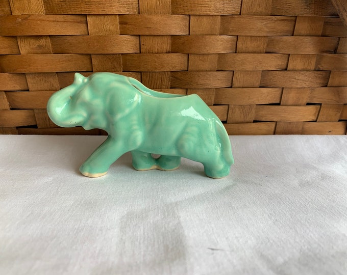 Vintage Green Elephant Pottery Planter | Mccoy Like Pottery | Vintage ...
