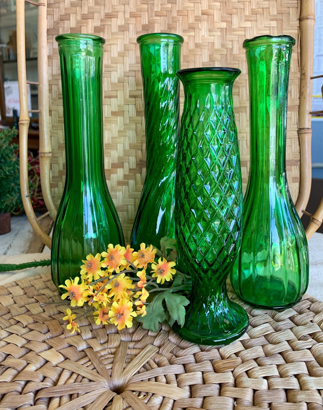 Green Glass Bud Vase, Fluted Green Vase, Green Bud Vase, Retro Vase ...