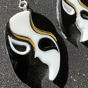 BJ Alex Mask Inspired Earrings | Yaoi Earrings | Yaoi Merch | Webtoon ...