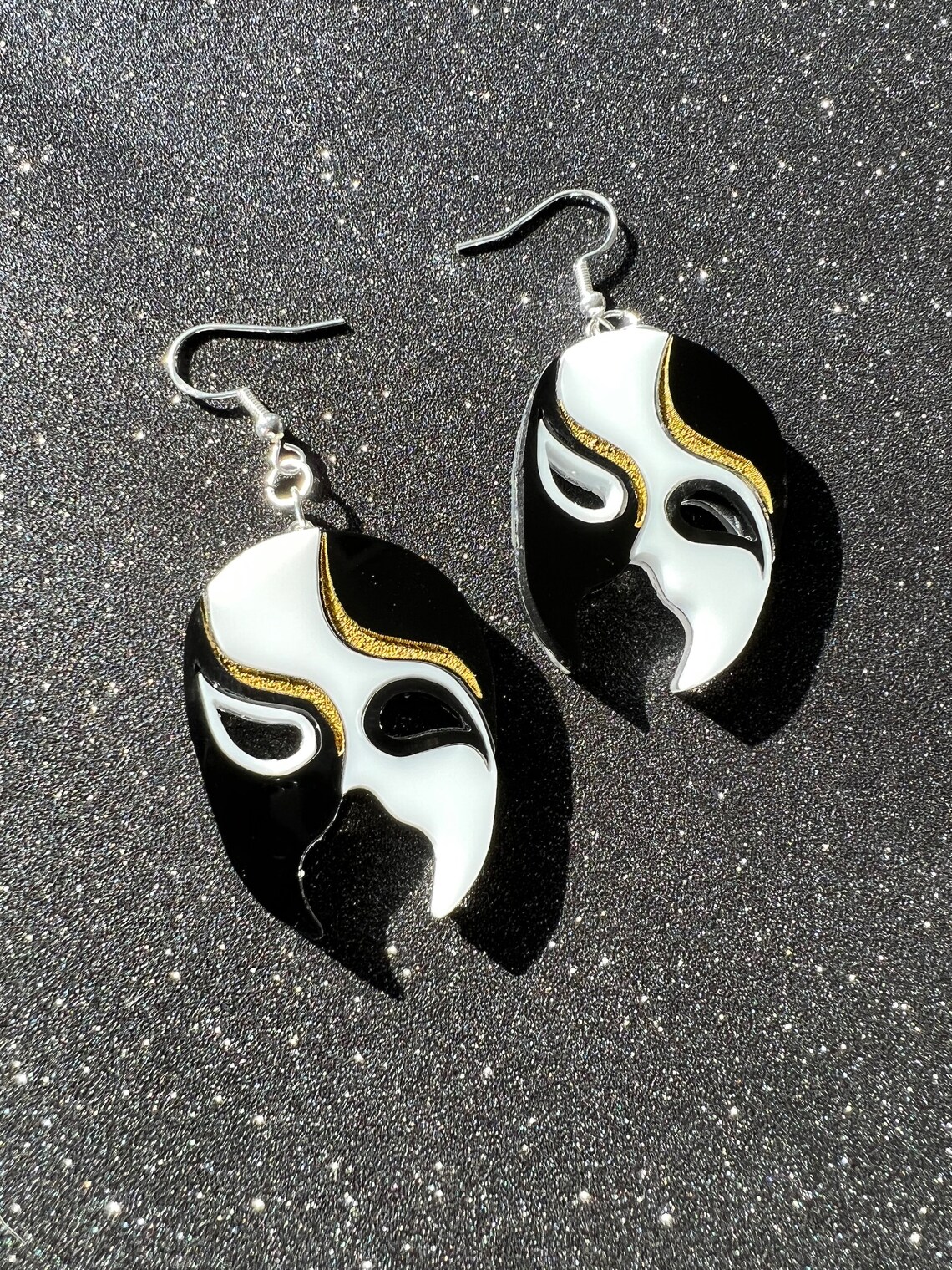 BJ Alex Mask Inspired Earrings | Yaoi Earrings | Yaoi Merch | Webtoon ...