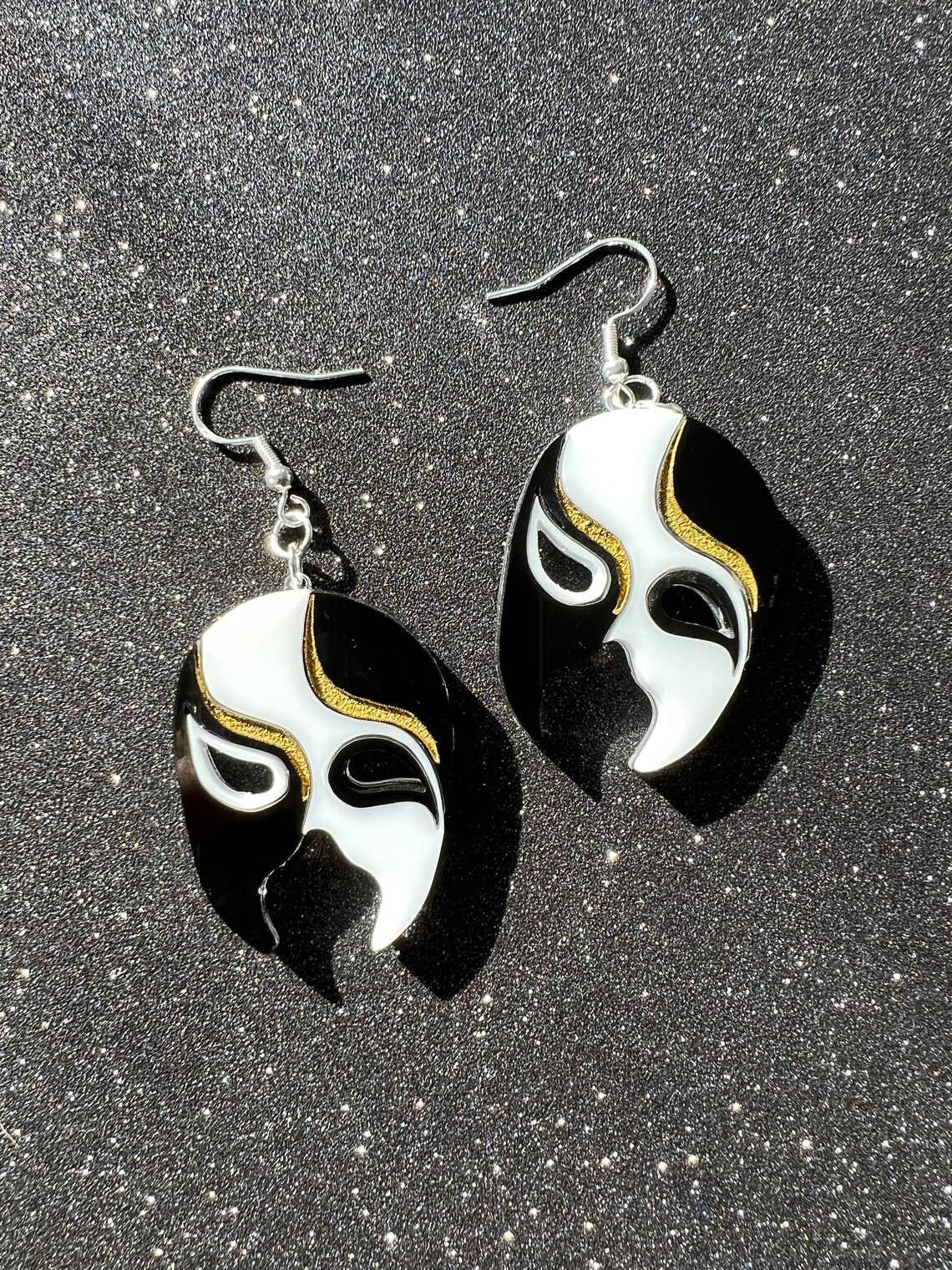 BJ Alex Mask Inspired Earrings | Yaoi Earrings | Yaoi Merch | Webtoon ...