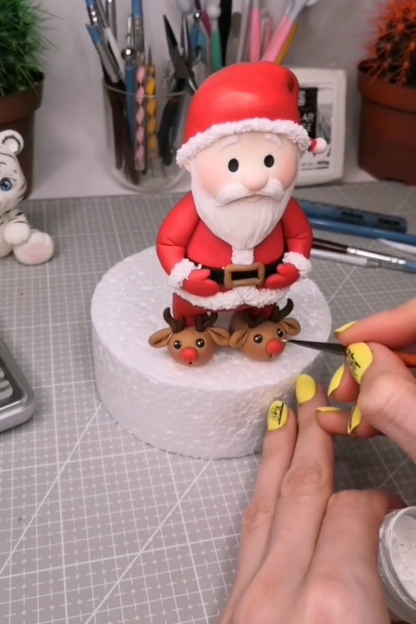 Video Tutorial Fondant Caketopper Santa Claus and Gift Bag - Etsy