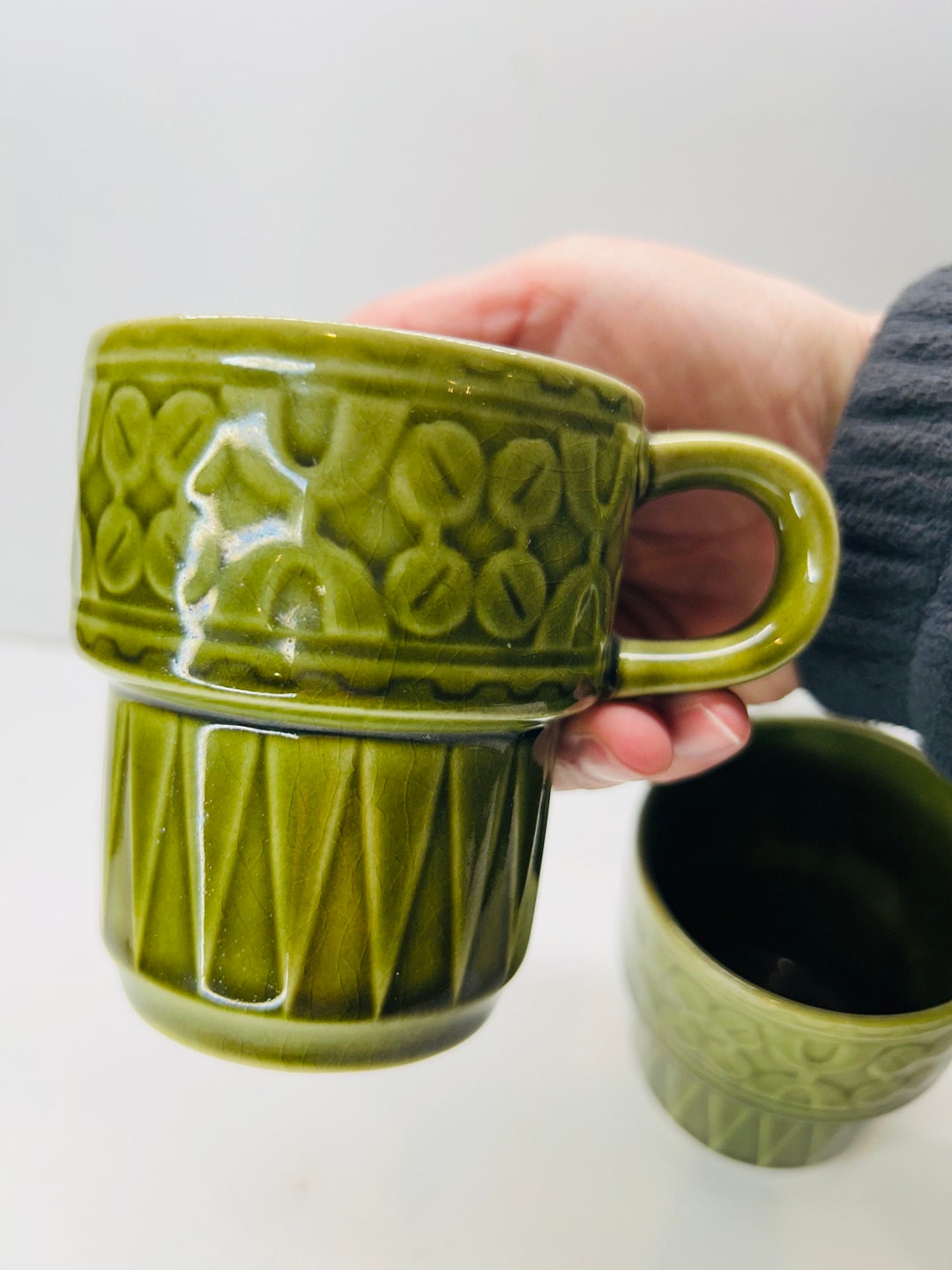 Vintage MCM Avocado Green Stacking Mugs Set: Embossed Design - Etsy
