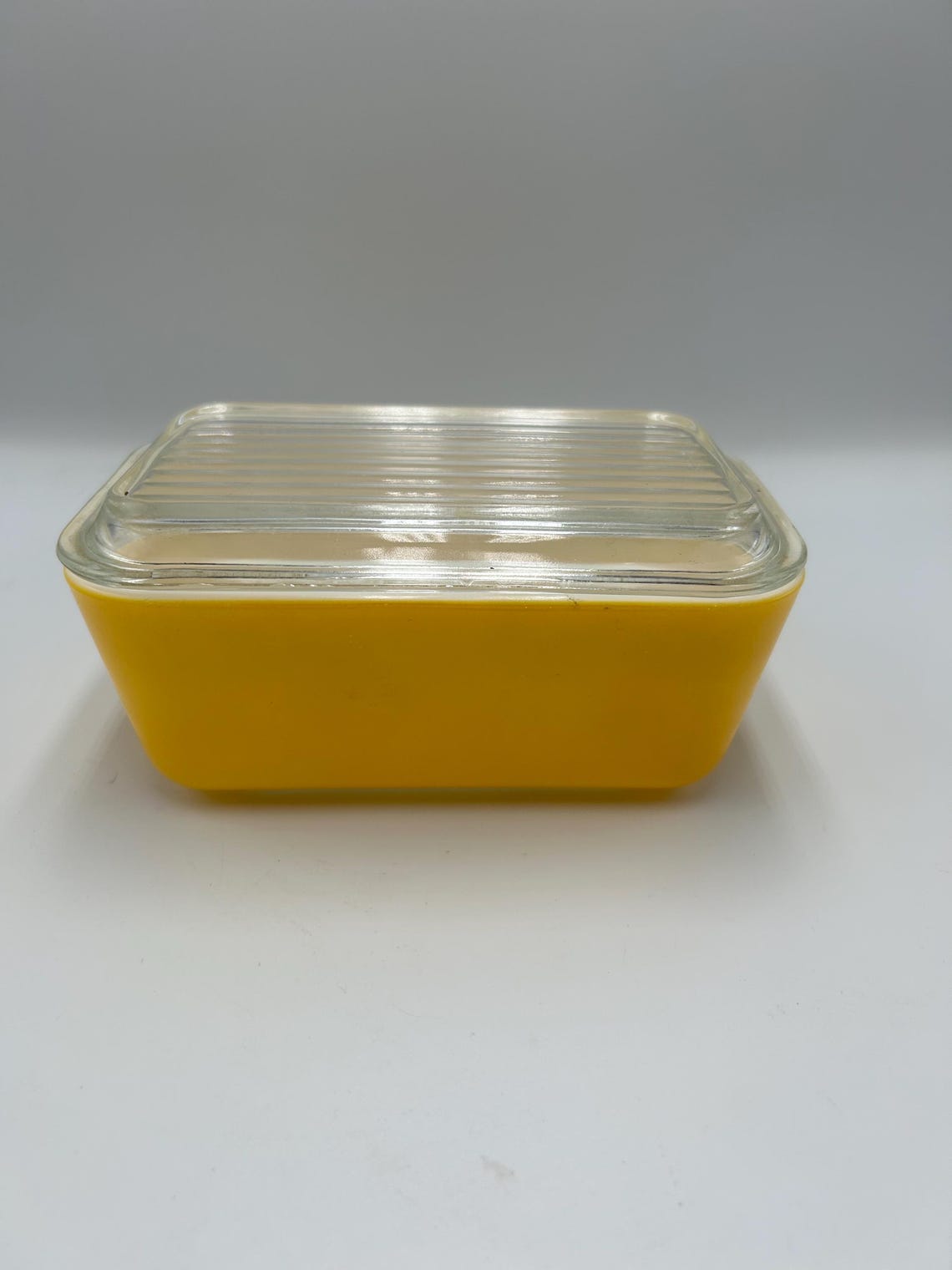 Vintage Pyrex Yellow Refrigerator Dish With Lid USA MCM 502 B Glass ...