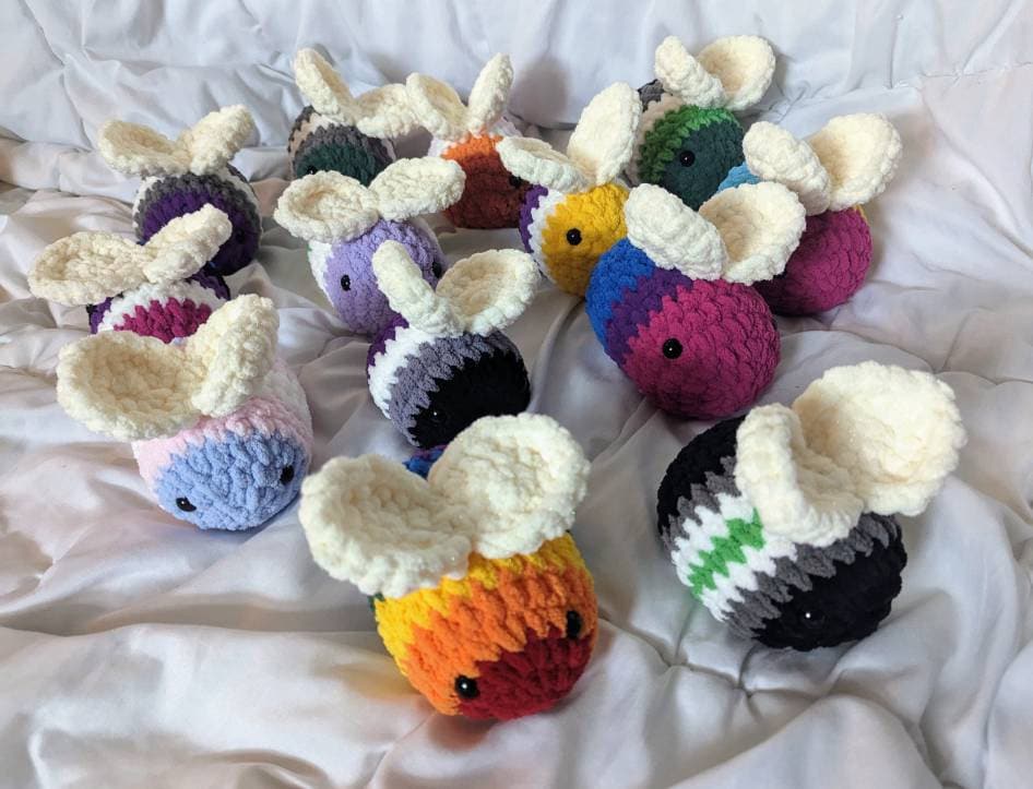 LGBTQIA Pride Flag Bee Plushies Cute Chunky Creatures With Sparkly ...