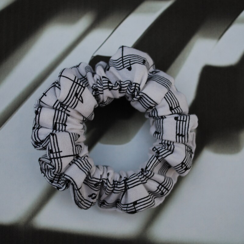 Music Note Scrunchie - Etsy
