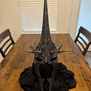 Casco del rey brujo de Angmar - Etsy México