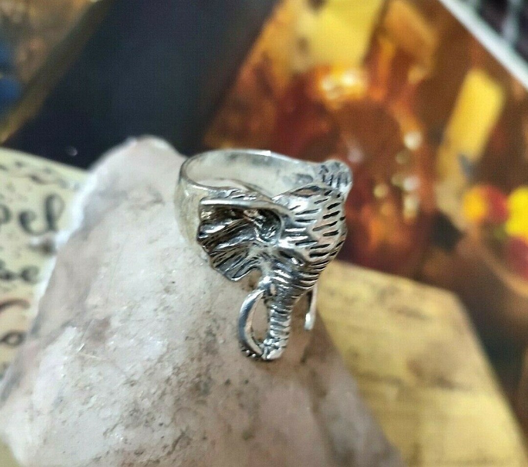 A++ Billionaire Maker Real Black Magical 9900 Spells Ring Wealth ...