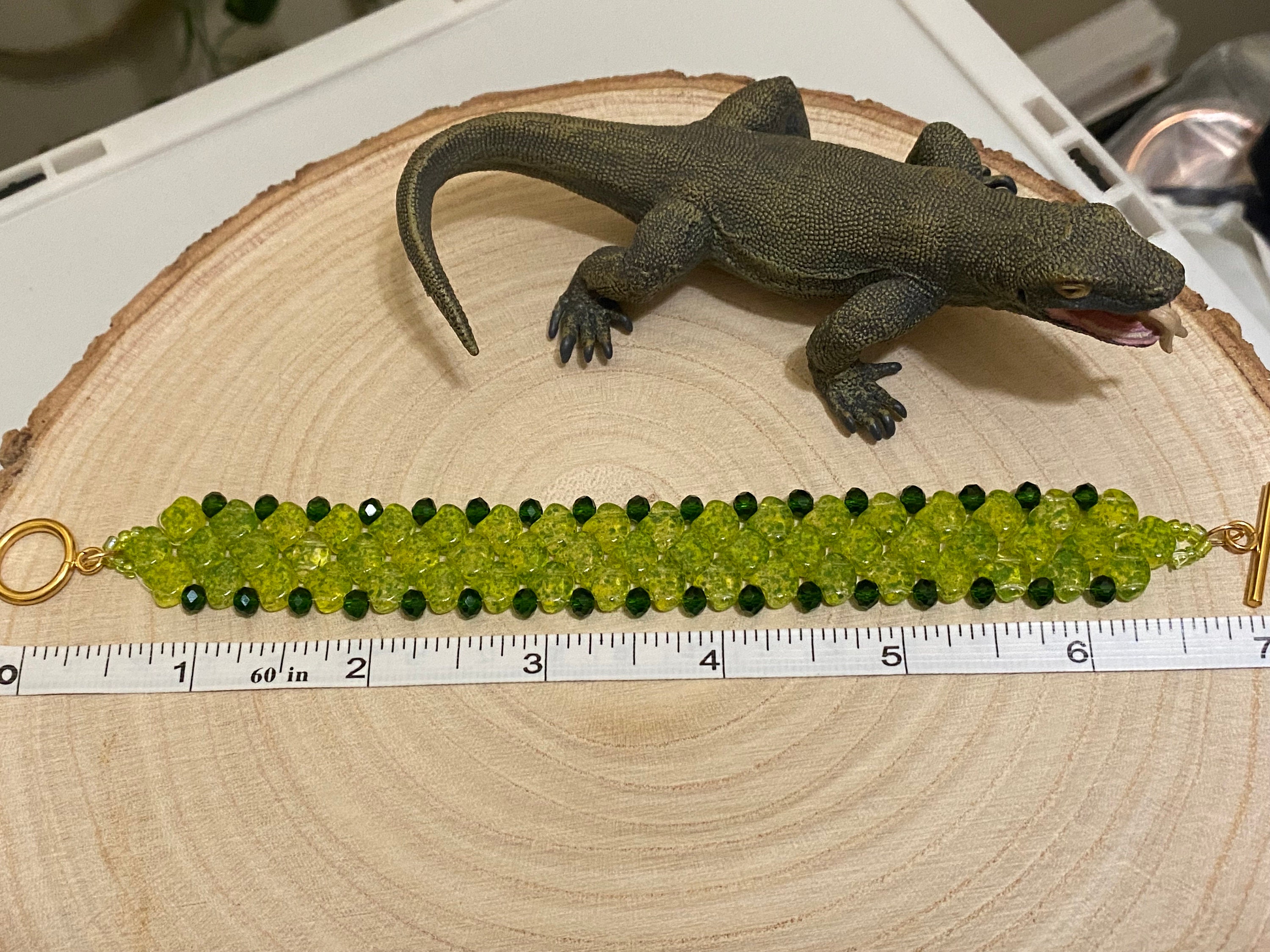 Translucent Slime Green Speckled Lizard Dragon Scale Bracelet Fine ...