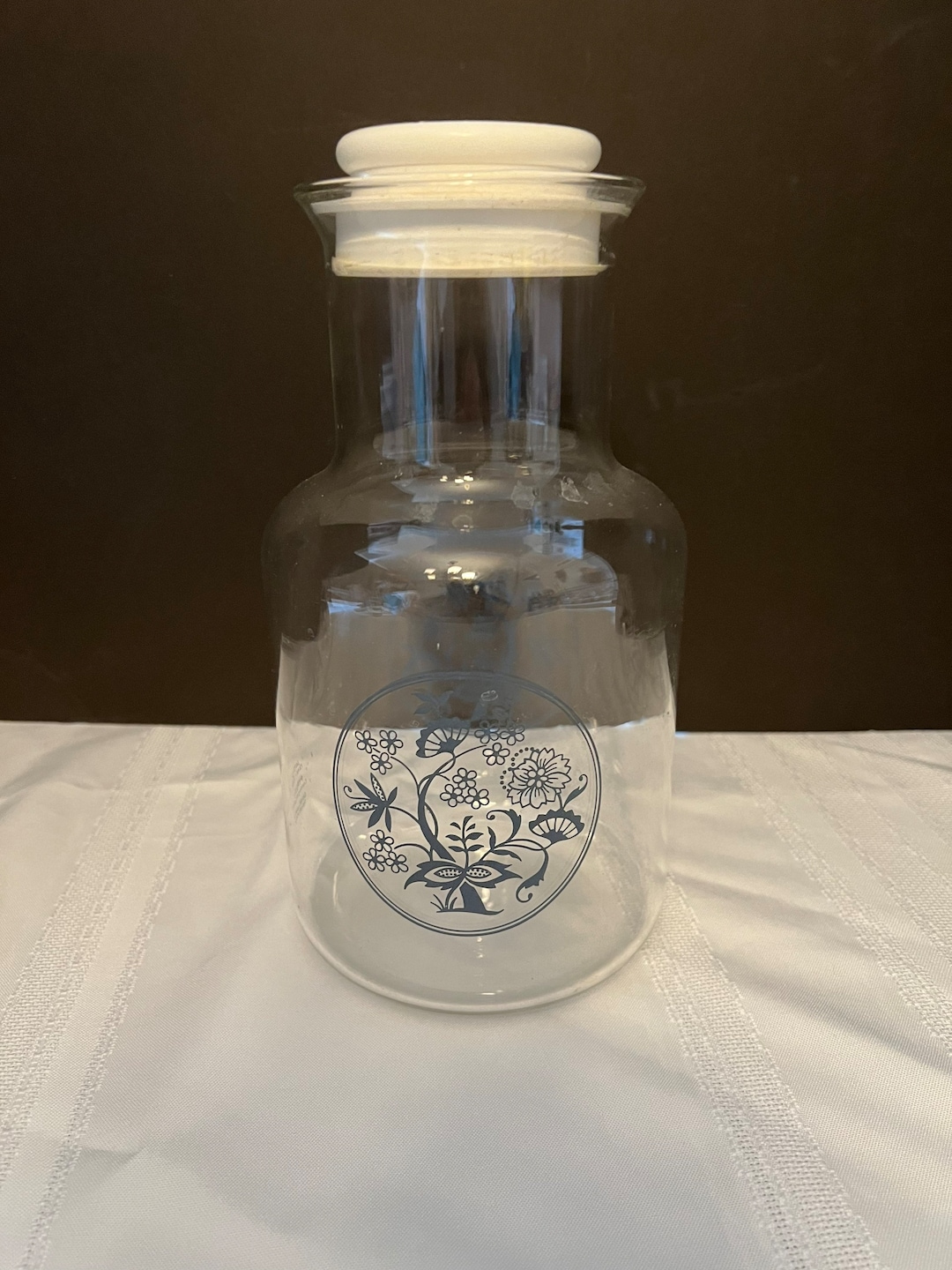 Vintage Pyrex, Corelle 72oz Old Town Blue Onion Glass Pitcher, Decanter ...