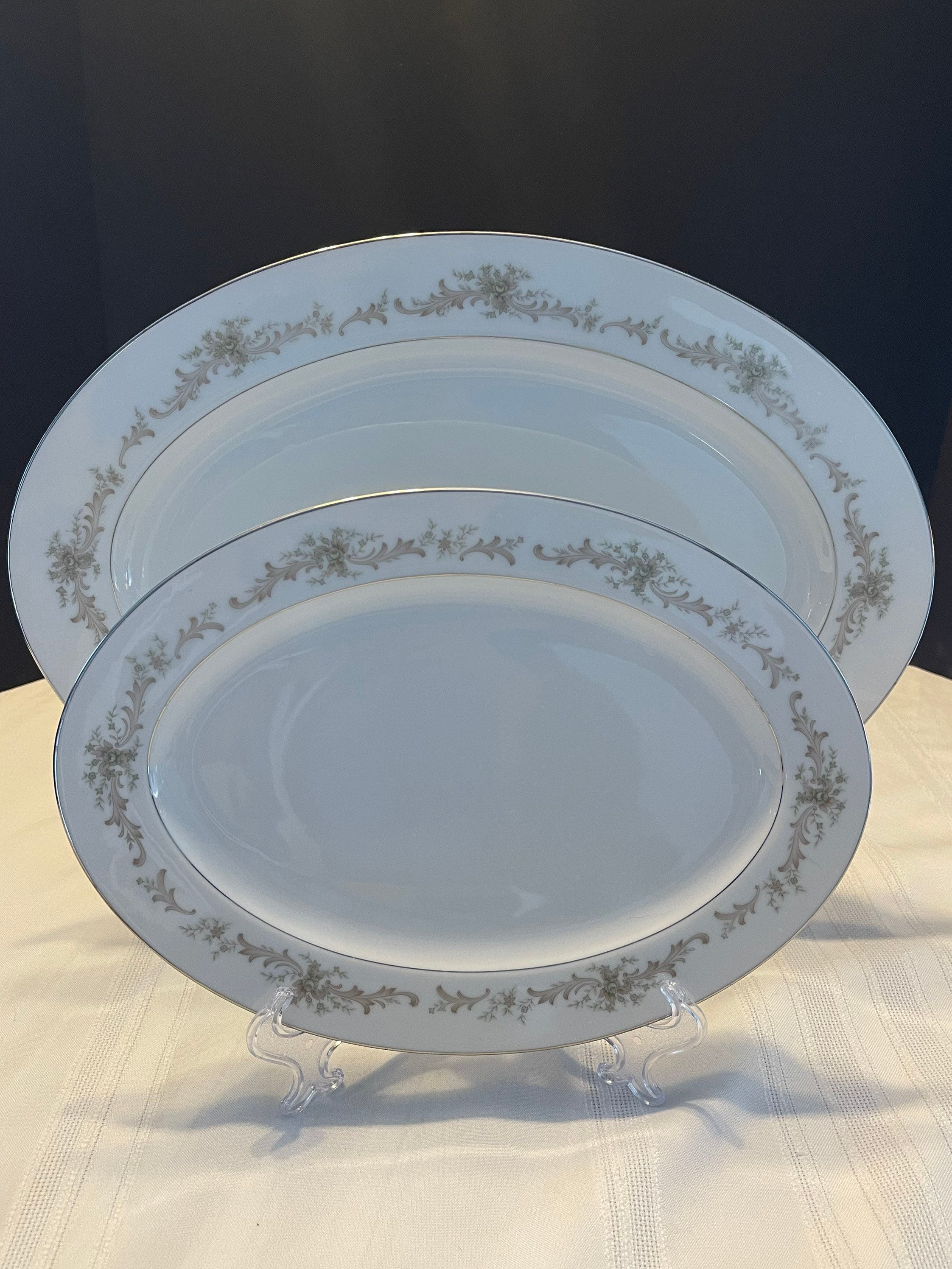 Vintage Serving Platters. - Etsy