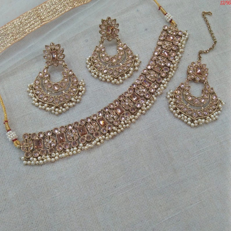 Minimalistic Light Gold Choker Set With Jhumkis and Maang Tikka ...