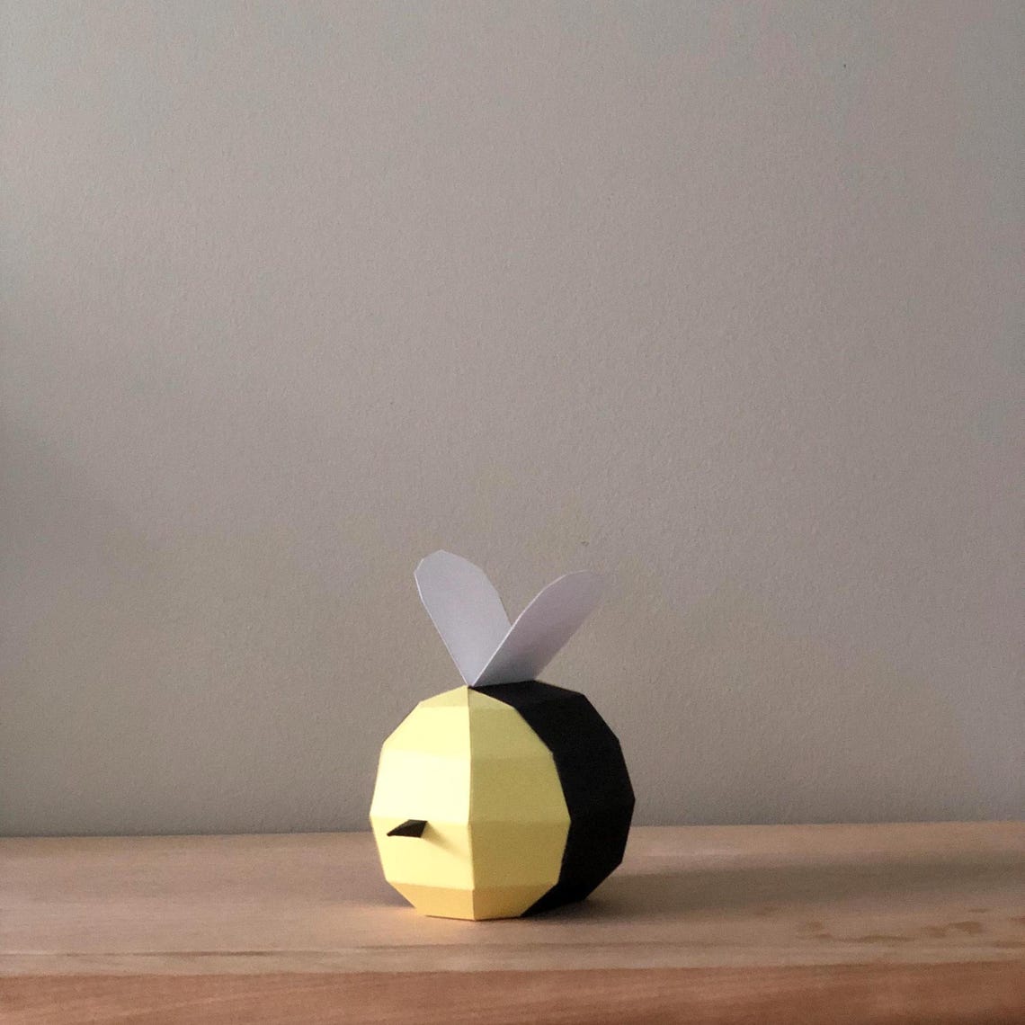 Bee 3D Low Poly Papercraft Model Printable PDF Template DIY Craft - Etsy