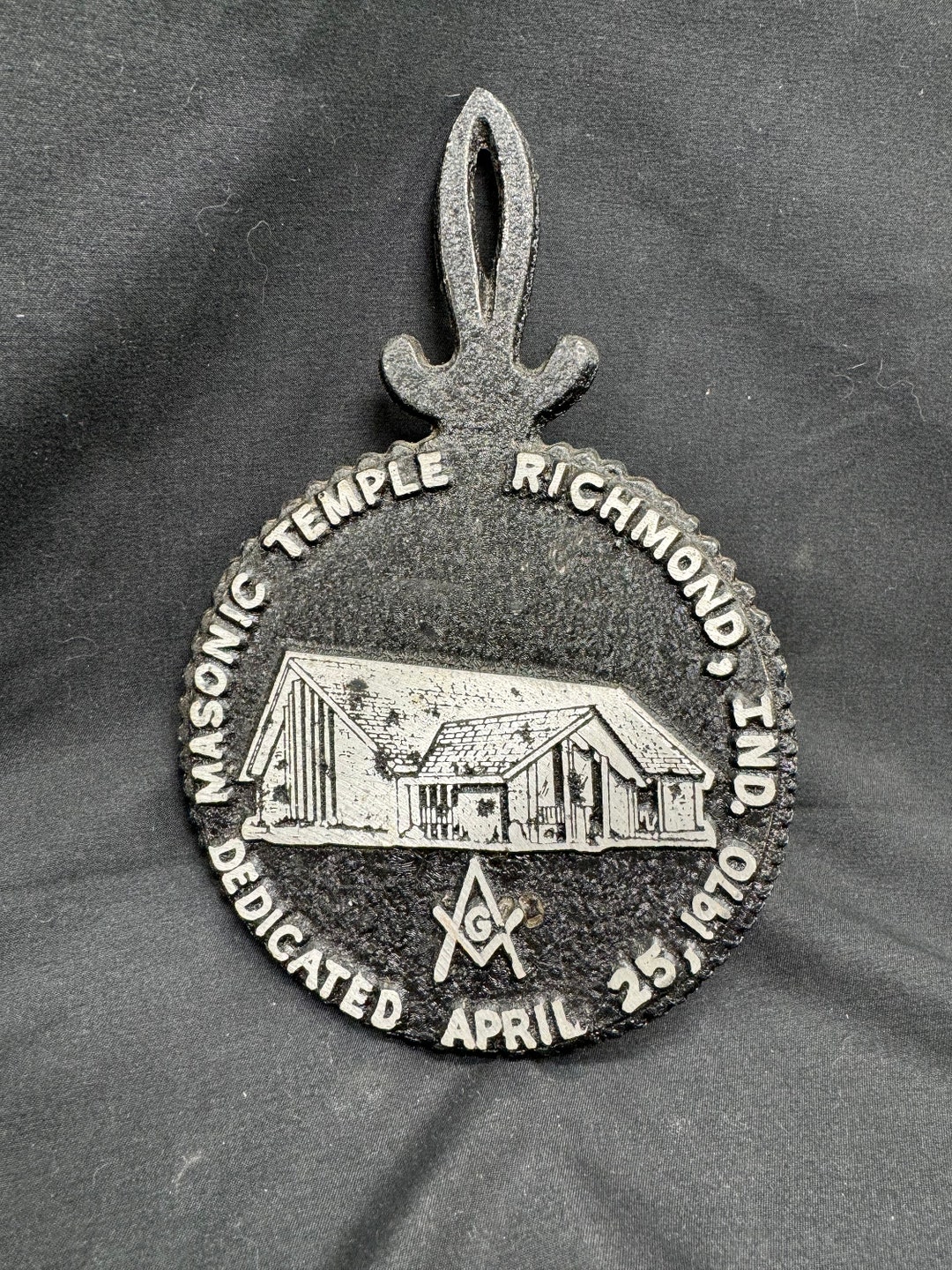 Vintage April 25th 1970,s Masonic Temple Cast Iron Trivet Richmond Ind ...