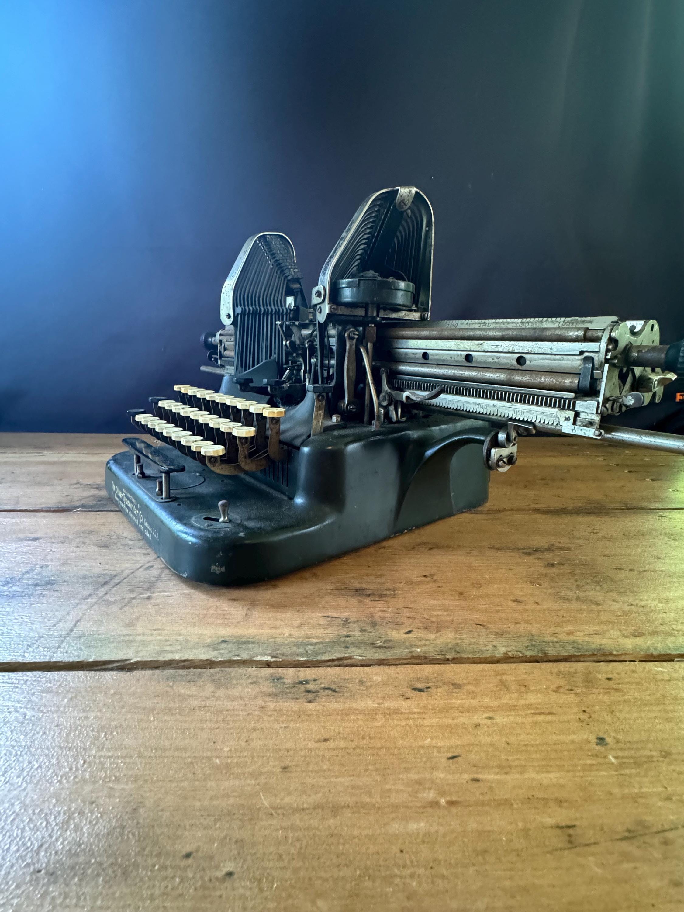 Vintage the Oliver No.5 Standard Visible Writer From 1913 for Extra ...