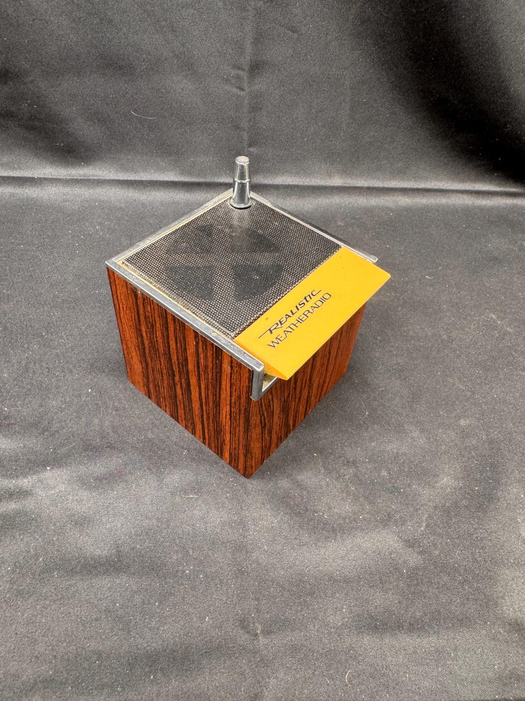 Vintage Working Radio Shack Realistic Cube Weather Radio Mod 12-181B ...