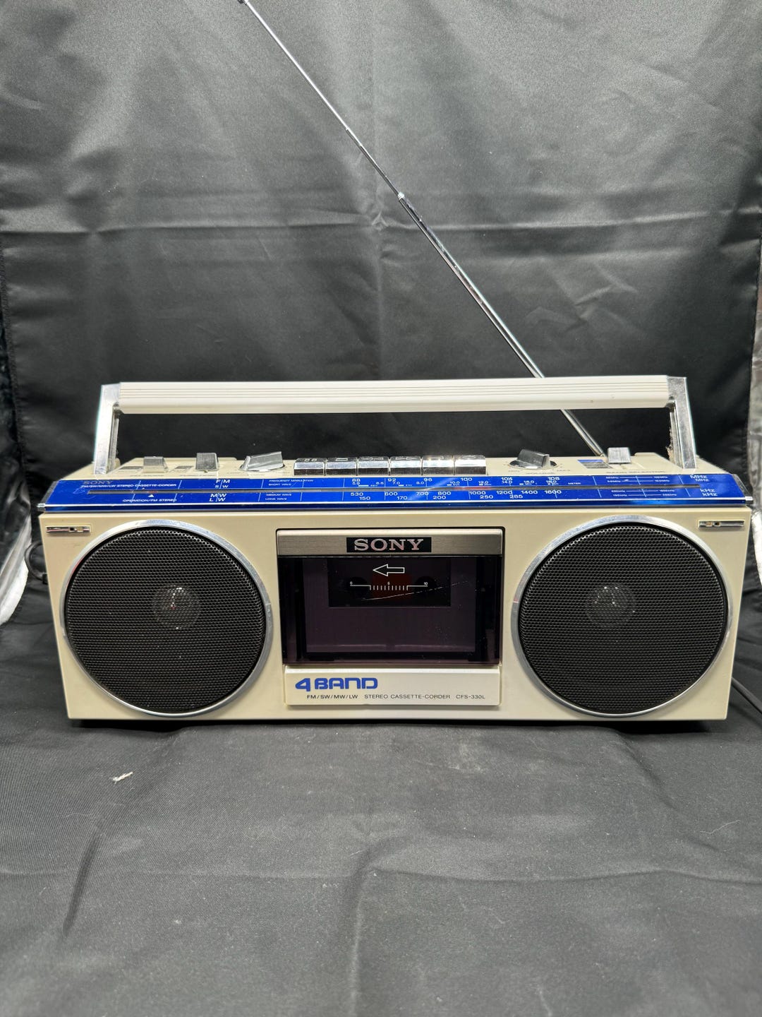 Vintage White 1980's Sony CFS 330L Fully Working Stereo 4 Band Radio ...