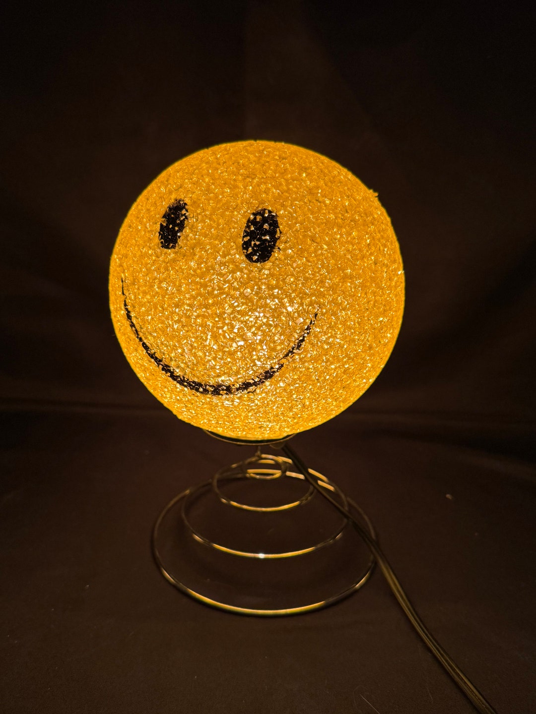 Retro Happy Face SMILEY Lamp Bobble Yellow Emoji Popcorn Pop Art ...