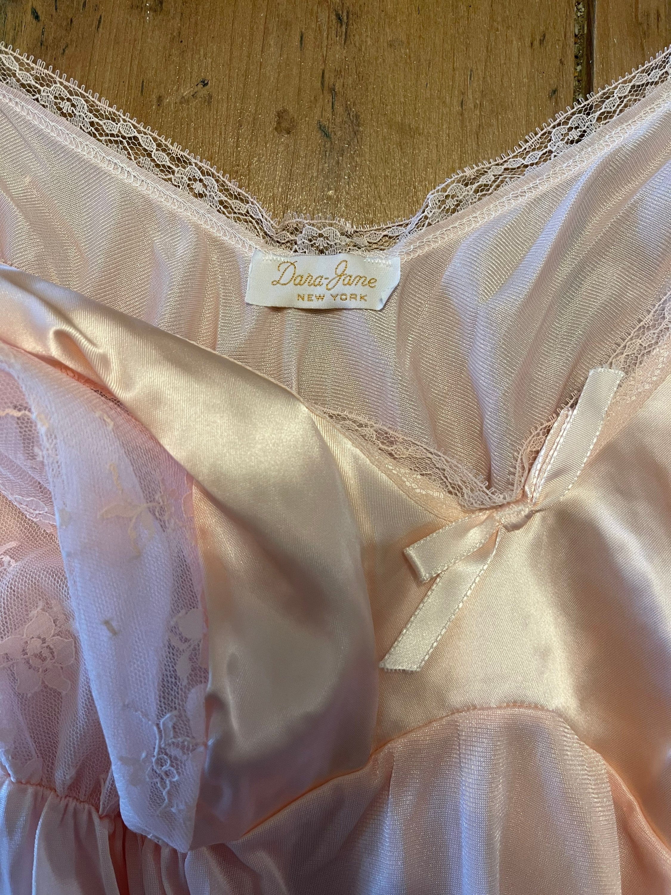 Vintage Dara-jane Intimate Pink Sheer Robe and Nightgown Set - Etsy