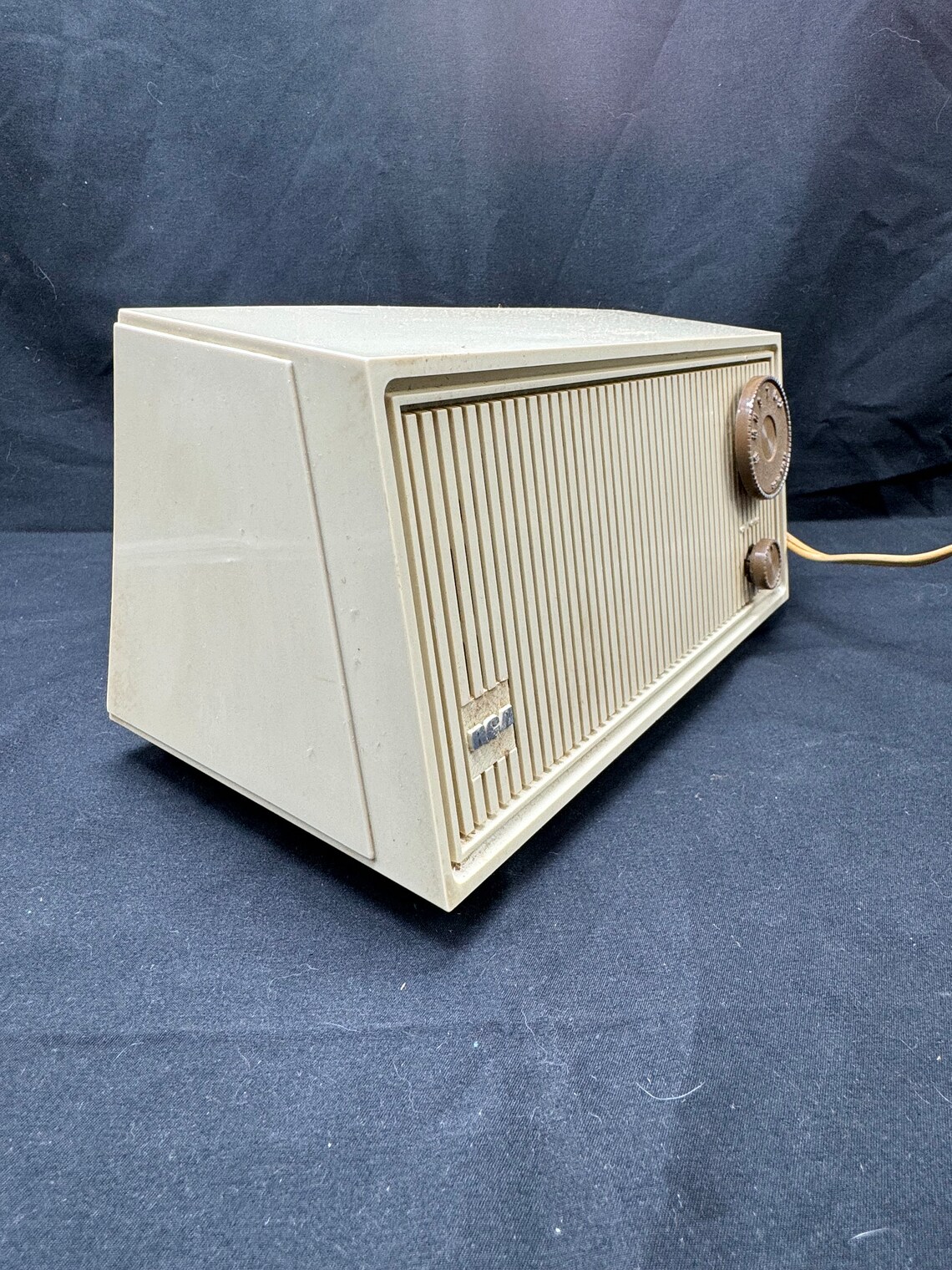 Vintage RCA Solid State Radio Model RZA 202B Works/clean - Etsy