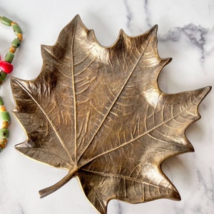 Large Vintage Metal Maple Leaf Tray, Cast Aluminum, Free Shipping. - Etsy