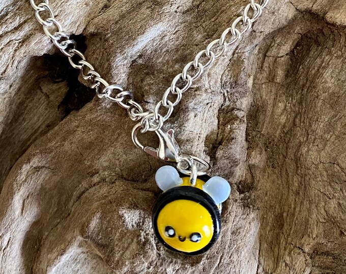 Bee Charm Bracelet | Bumble Bee Charm Bracelet | Novelty Charm Bracelet ...