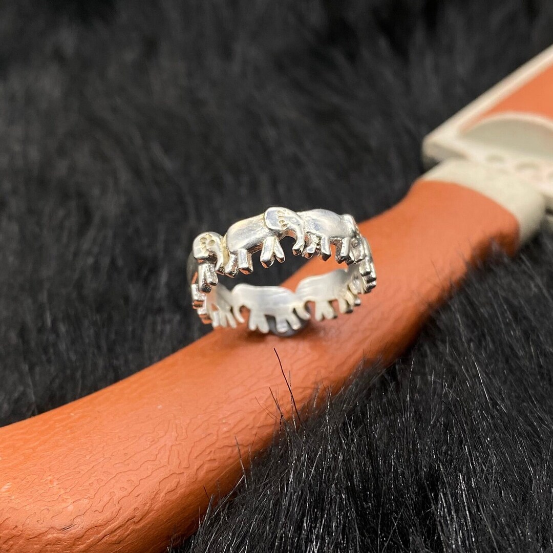Designing Tiny Silver Elephants Ring, Handmade Jewelry Gift for Her ...