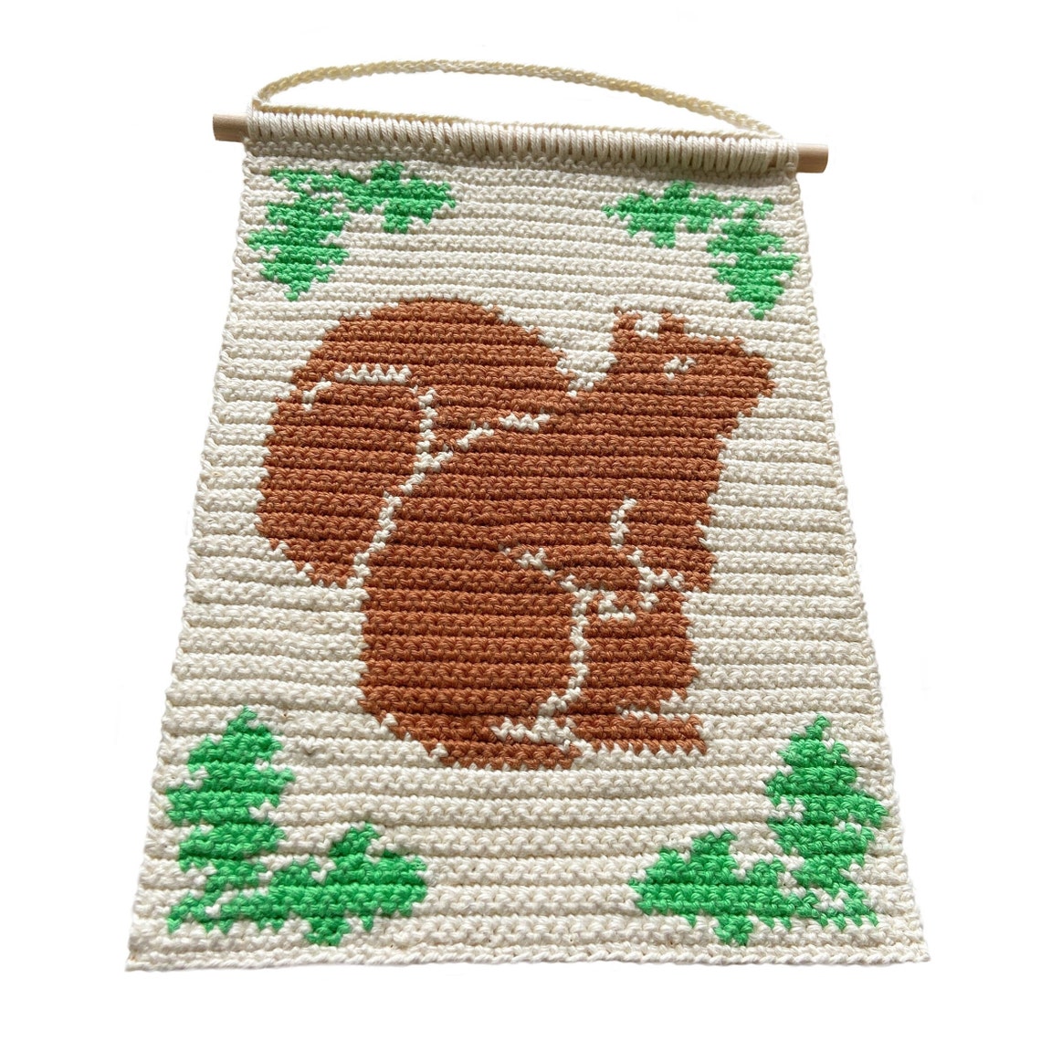 Leafy Squirrel Intarsia Crochet Wall Hanging, PDF Download, Nursery ...
