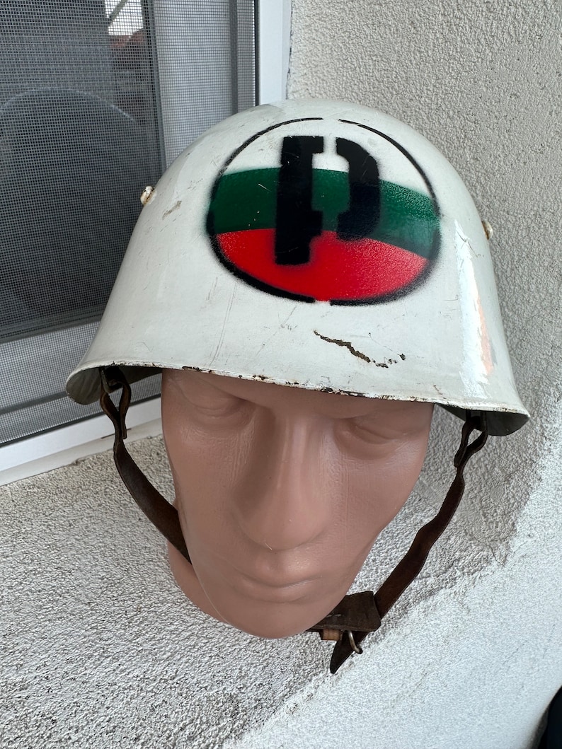 Vintage Military Police White Helmet Very Rare Army Original Soldier ...