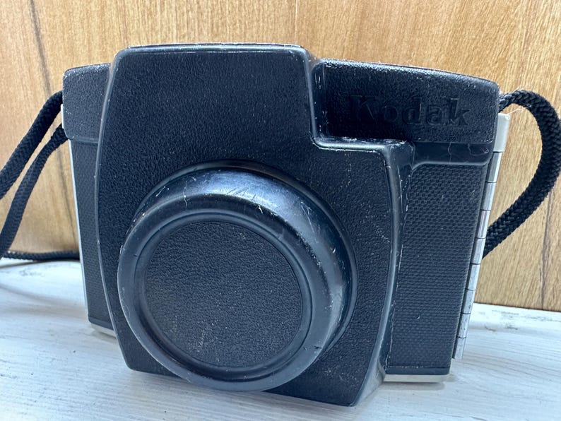 Vintage Unique Amazing Rare 1960 Camera Kodak Brownie 127 Dakon Lens ...