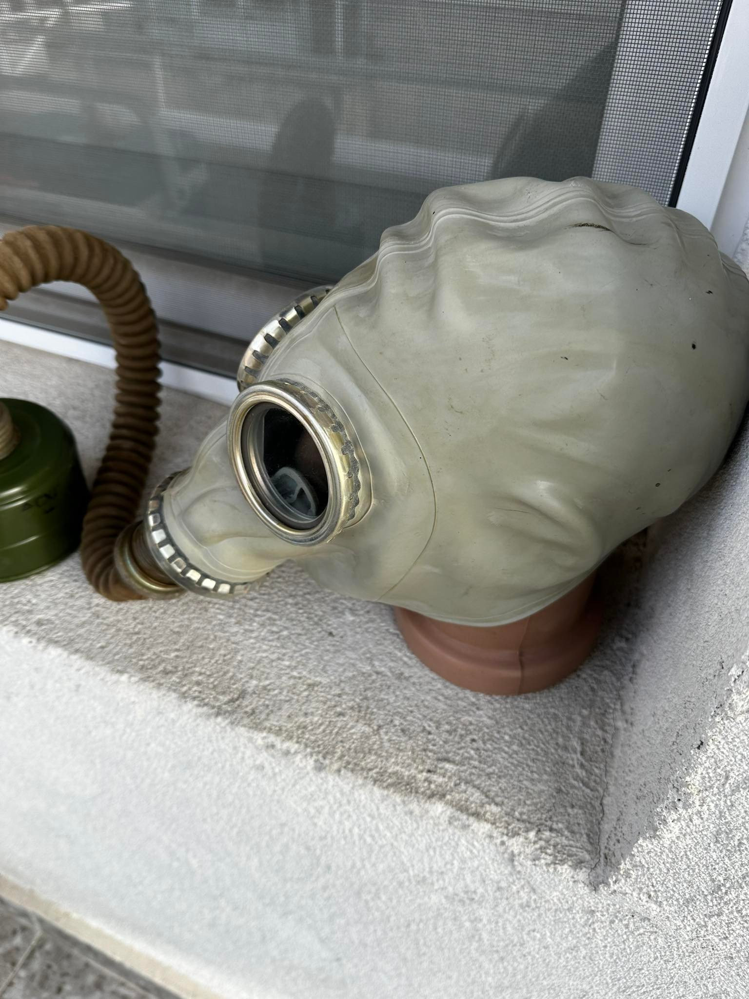 Military Vintage Army Gas Mask With Hose and Carbon Filter Unique Full ...