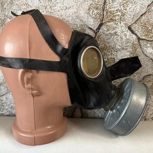 Vintage Military Army Gas Mask Soldier Equipment Rare Unique Amazing ...
