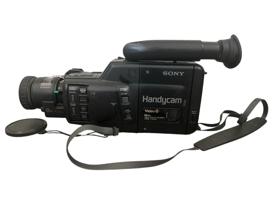 Vintage Sony Video 8 CCD-F380E Handycam Japan Video Camera Recorder ...