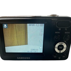 Samsung ES80 Digital Camera 12 MP 5X Optical Zoom 2.4 Inches LCD Video ...