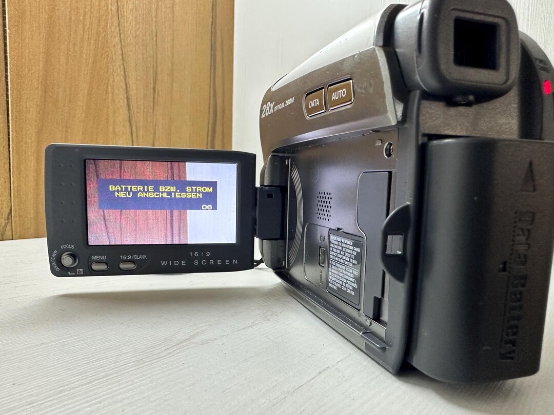 Vintage JVC GR-D725E Mini Dv Digital Camcorder Problem Back up Mode ...