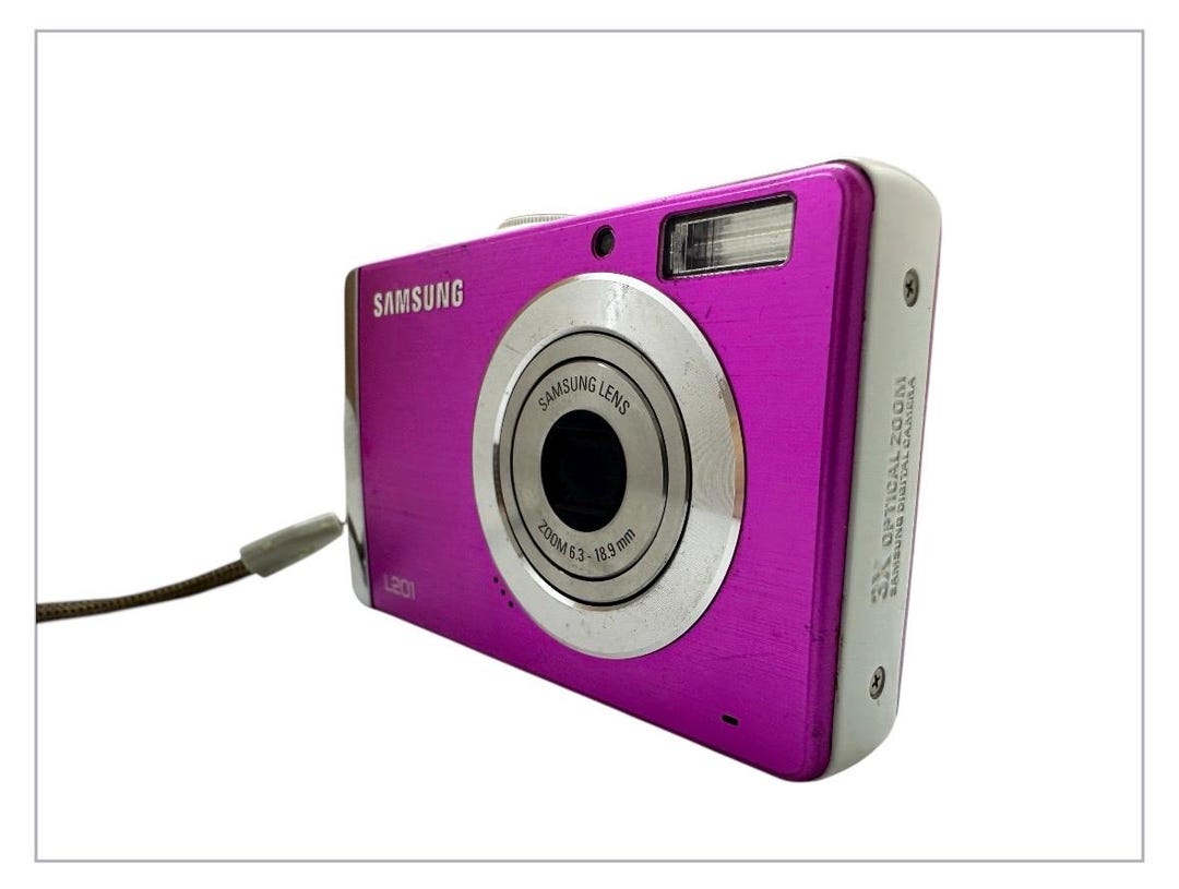 Samsung L201 Silver Digital Camera Compact 10.2 MP 3X Optical Zoom 2.5 ...