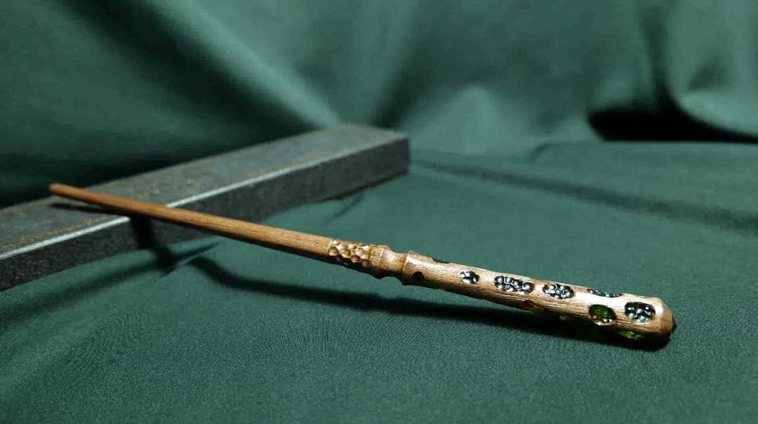Elf's Cave Wood Wand, Personalised Black Walnut Wand, Handcrafted Magic ...