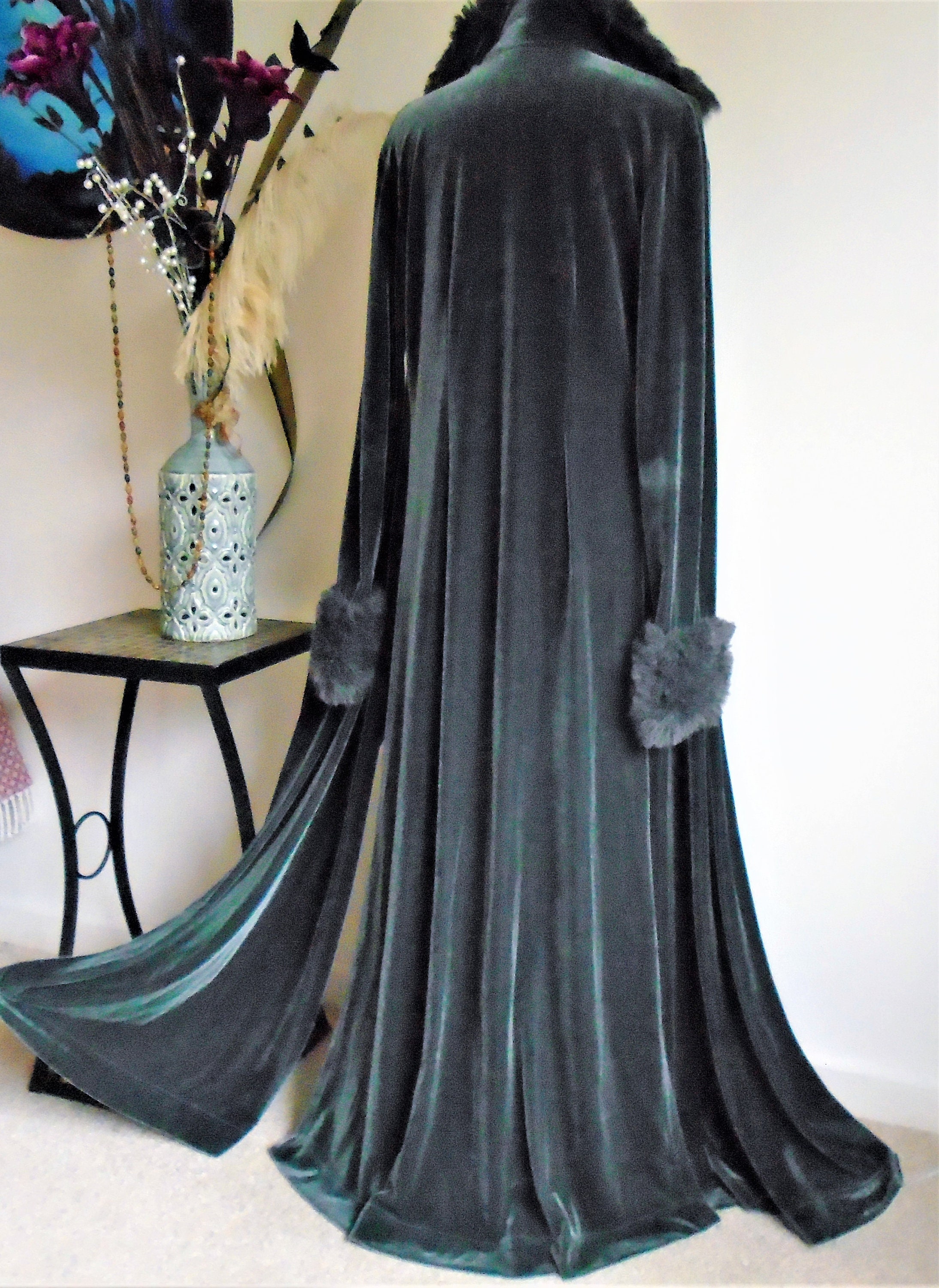 GOTHIC Heroine Dark Grey Velvet Long Robe Gown Coat Vampire Ball UK 12 ...