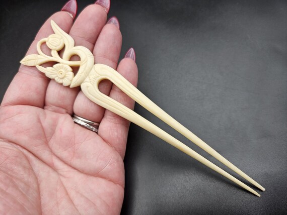 Antique Edwardian Art Nouveau Carved Two Prong Hair S… - Gem