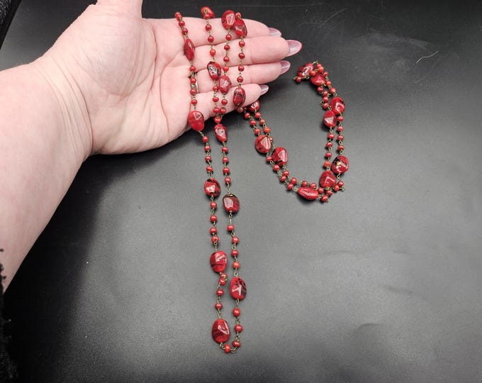 Antique 1930s Art Deco Red Marbled Glass Flapper Length Necklace 140cm ...