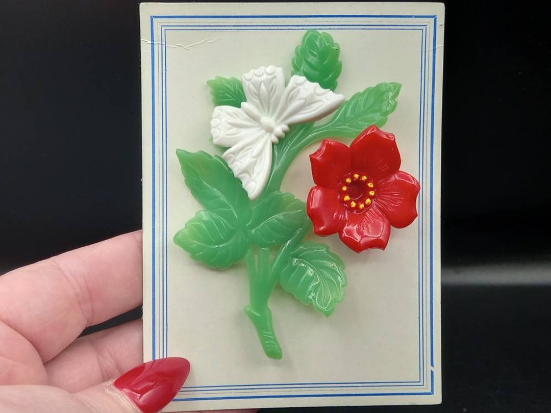 Vintage 1940s Celluloid 3D Red Flower Butterfly Leaves Brooch Large ...