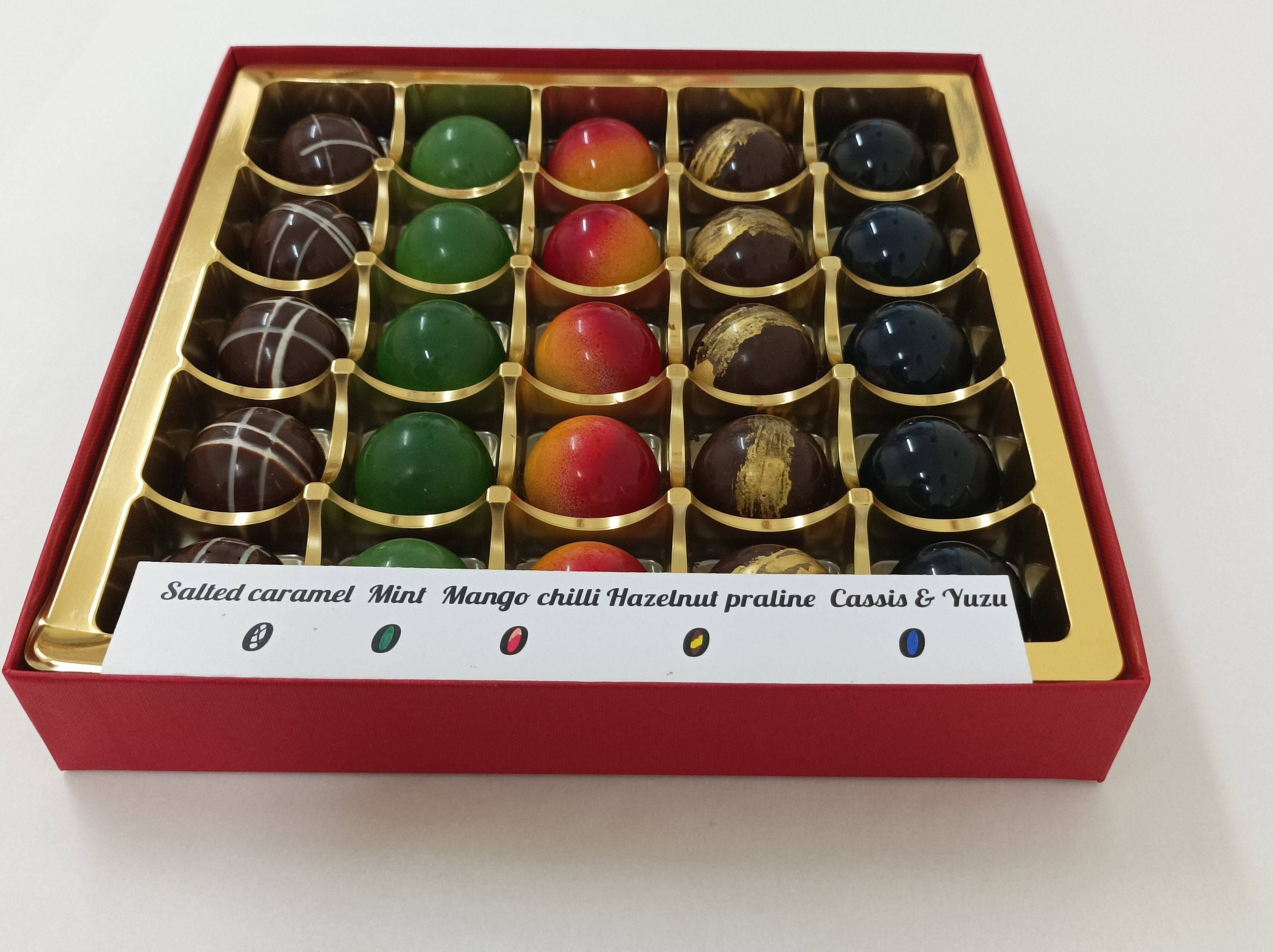 Box of 25 Handmade Chocolates - Etsy