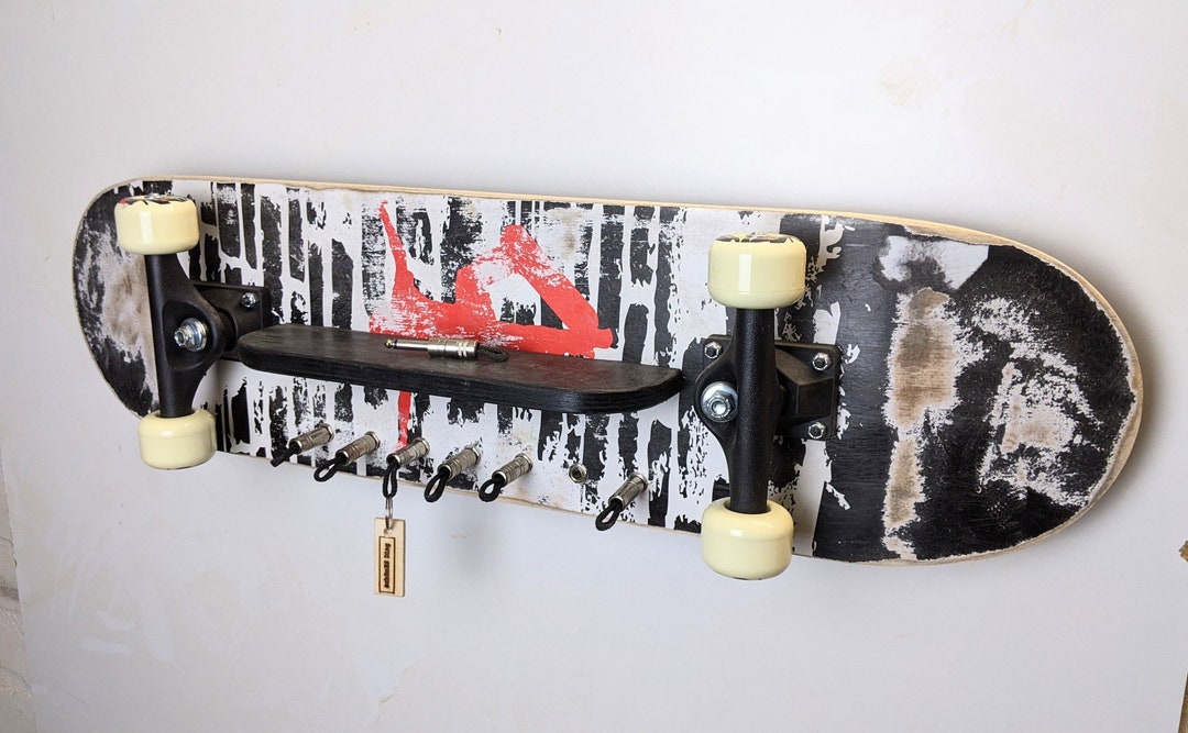 Skateboard Key Rack With Storage. Lifestyle Design Rock'n'roll. nice ...