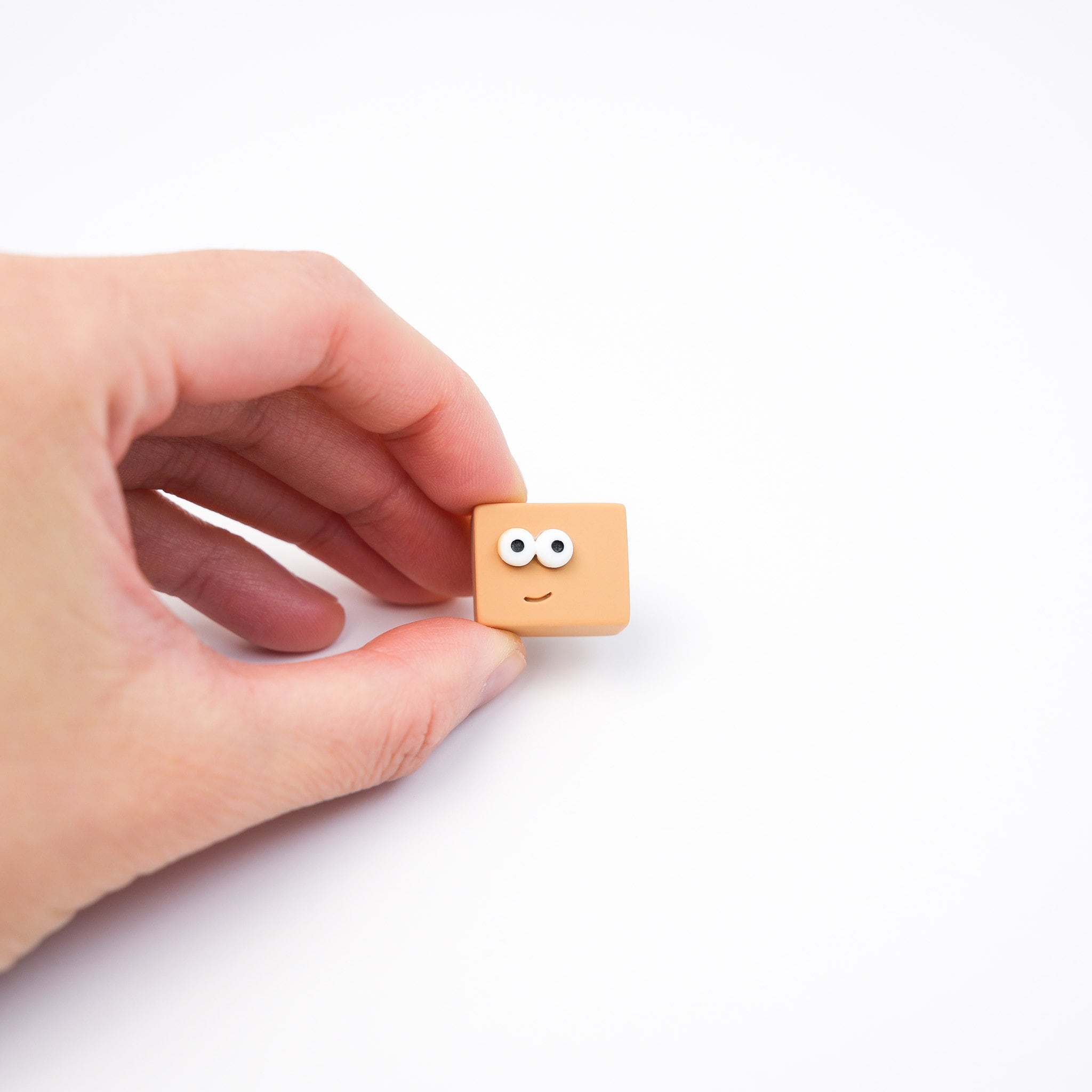 Cute Smiley Face Brooch | Smirk Face Pin | Nostalgia Pin | Whimsical ...