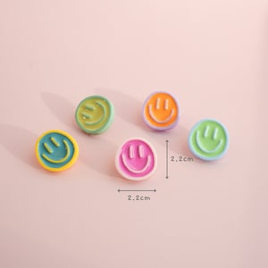 Pastel Smiley Face Pin | Smiley Face Brooch | Colourful Pin Badge | Smile Accessories | Cute Pin ...
