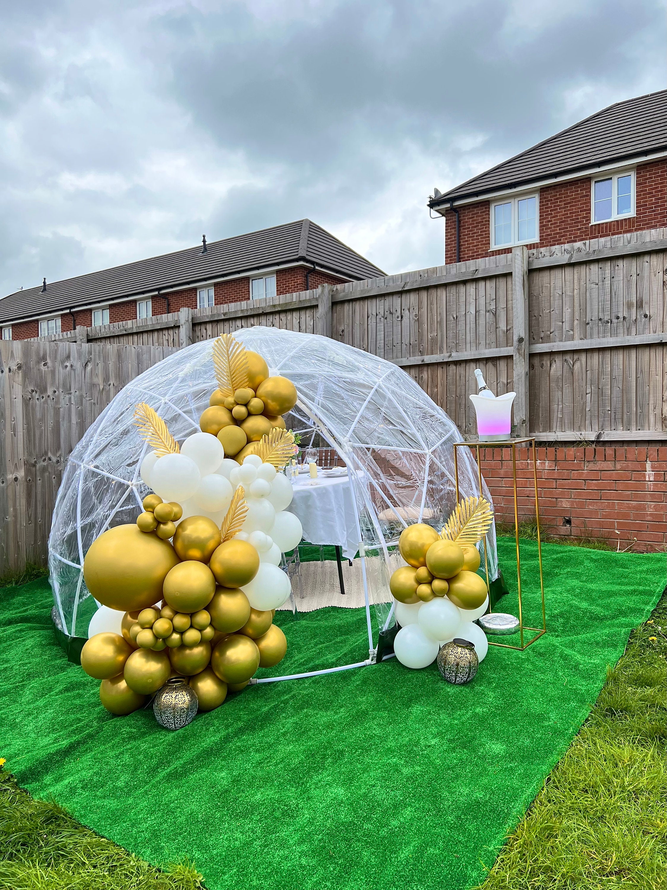 Igloo Hire for Birthday , Wedding , Dinner , Private Party , Picnic ...