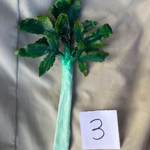Fifth Doctor Celery Prop Pin Badge - Etsy